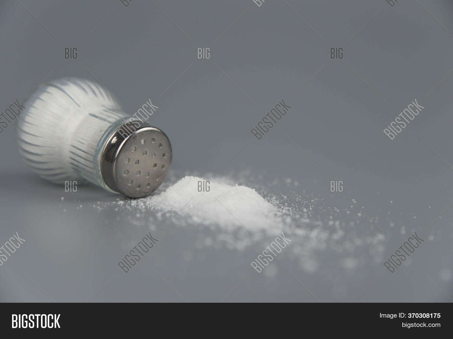 Pile Salt Salt Shaker Image & Photo (Free Trial) | Bigstock