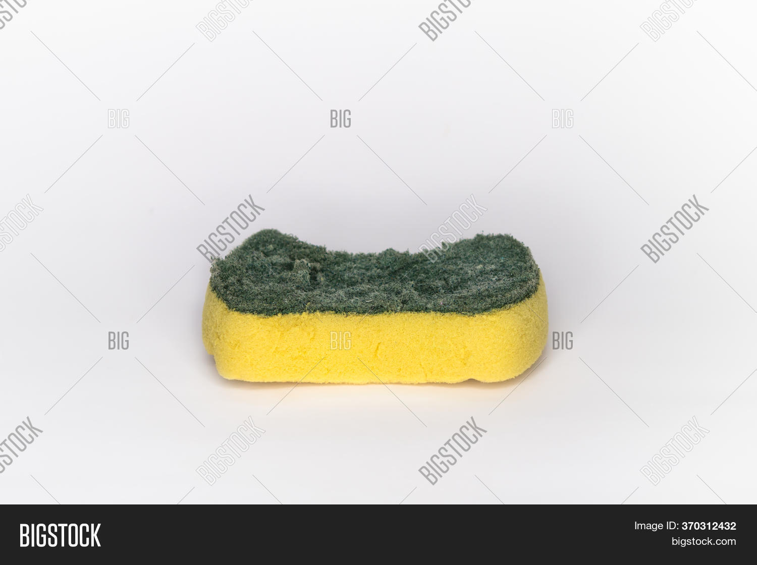 Old Sponges Washing Image & Photo (Free Trial) | Bigstock