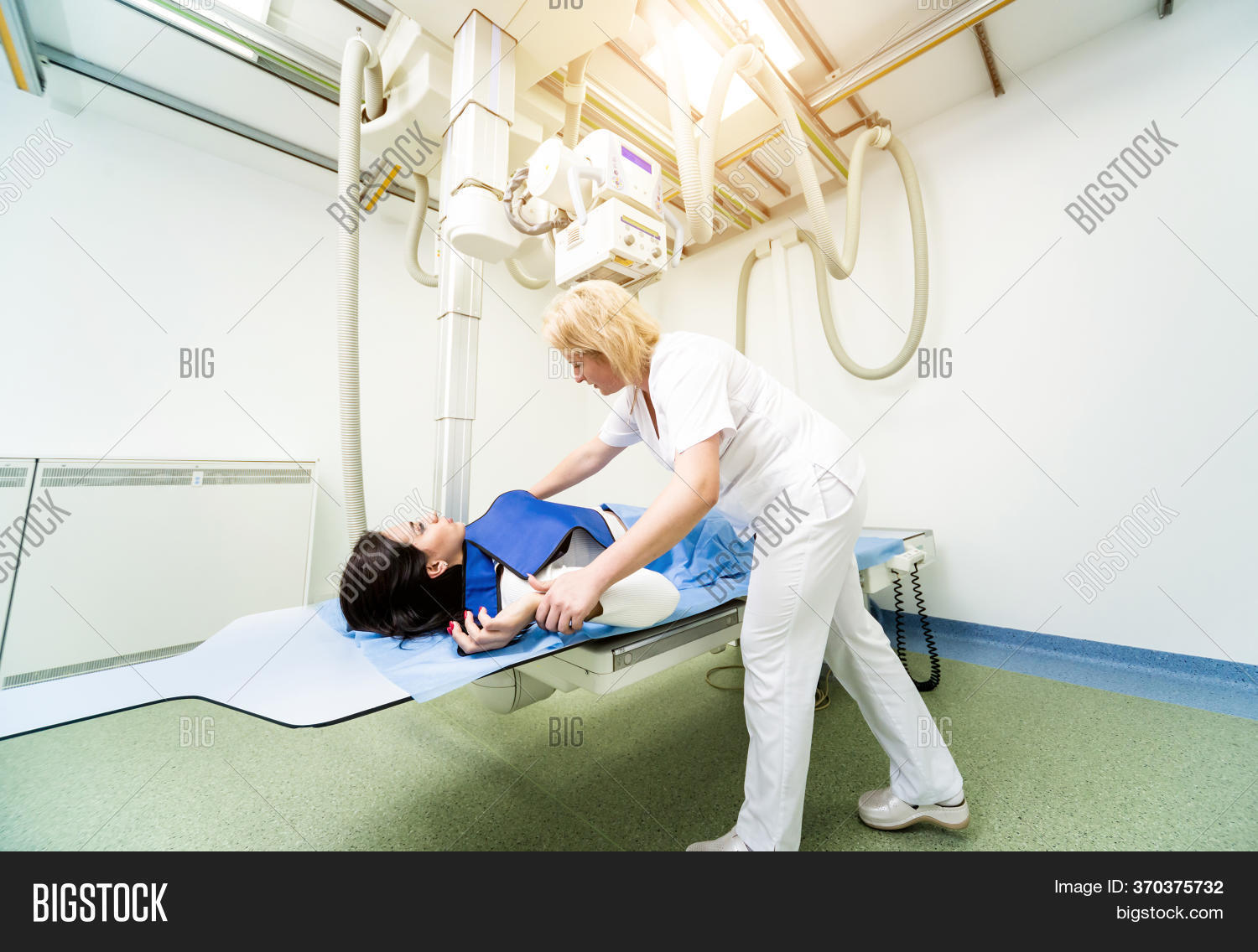 Radiologist Patient X- Image & Photo (Free Trial) | Bigstock