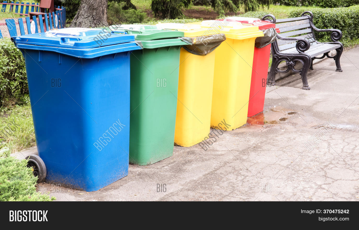 Separate Containers Image & Photo (Free Trial) | Bigstock