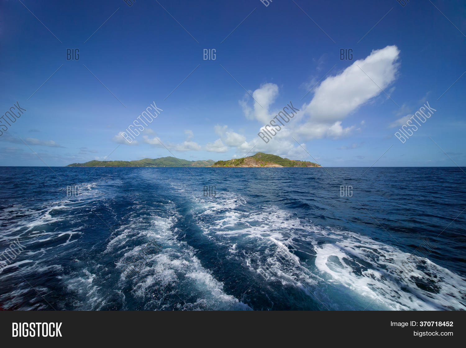 Wave Boat On Water Image & Photo (Free Trial) | Bigstock