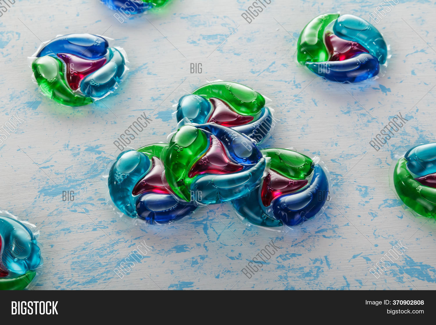 Capsules Washing Close Image & Photo (Free Trial) | Bigstock
