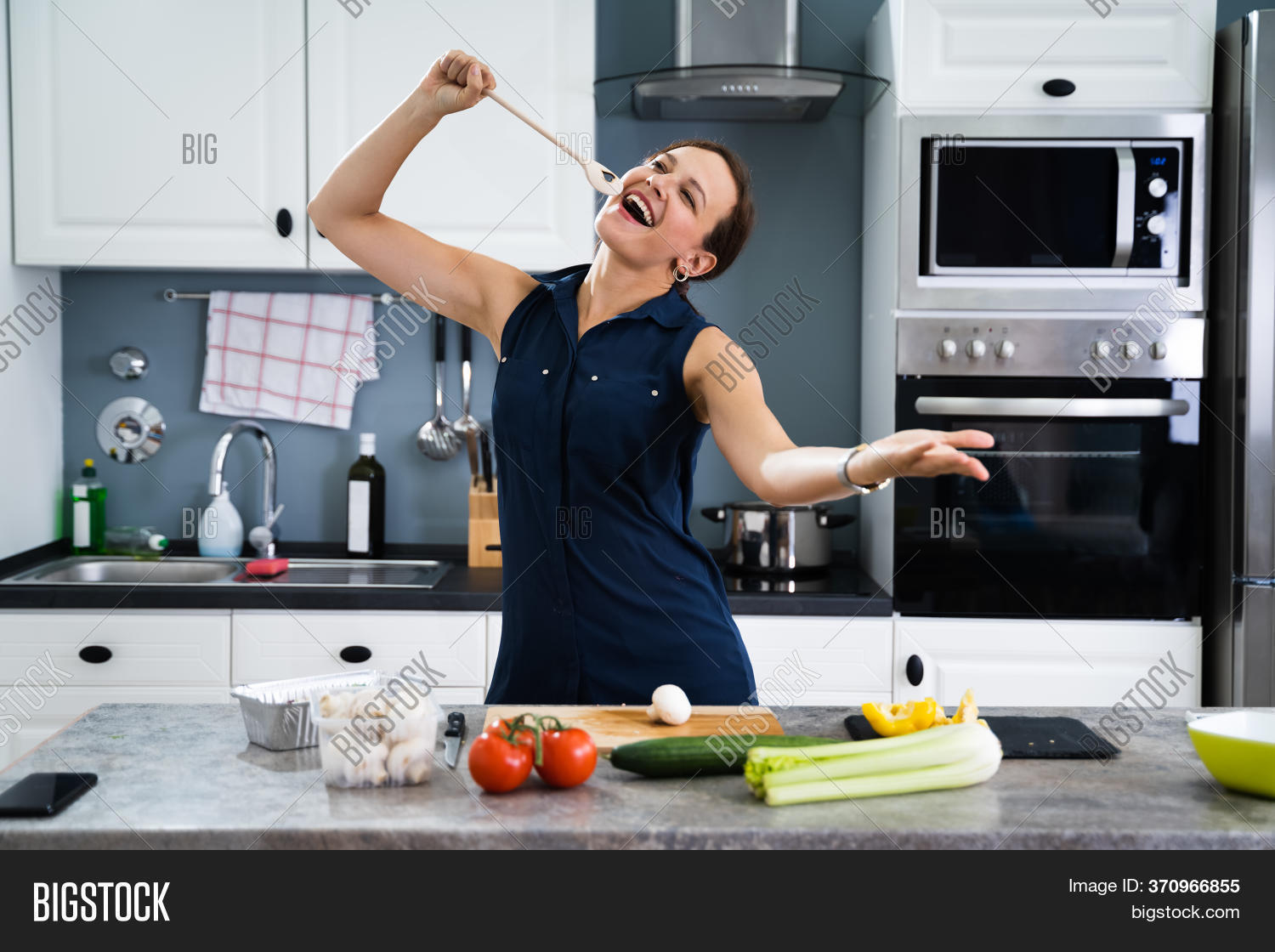 Woman Dancing Singing Image & Photo (Free Trial) | Bigstock