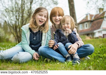 Cute Big Sisters Image & Photo (Free Trial) | Bigstock