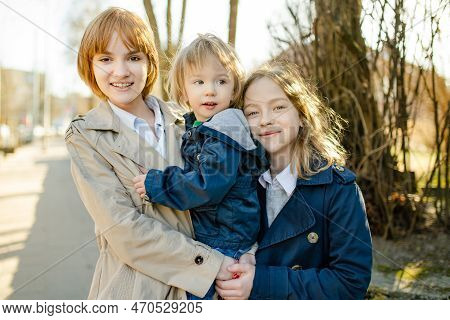 Cute Big Sisters Image & Photo (Free Trial) | Bigstock