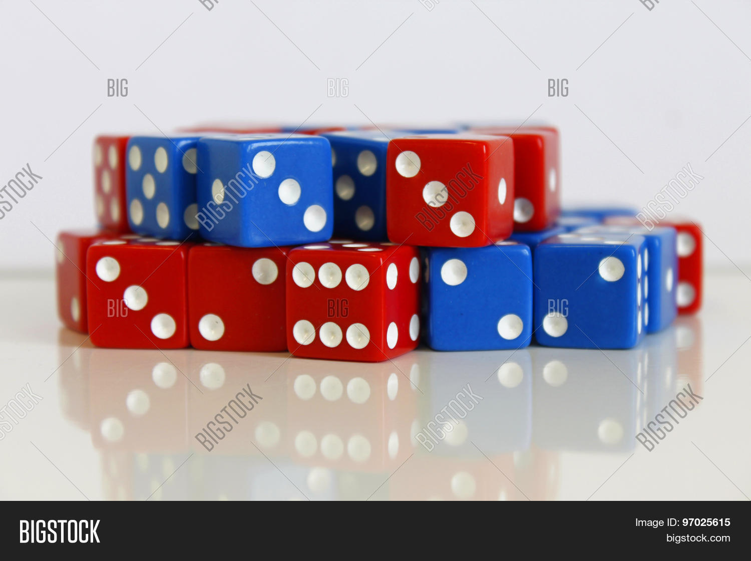 Wuerfel Spiel Game Image & Photo (Free Trial) | Bigstock