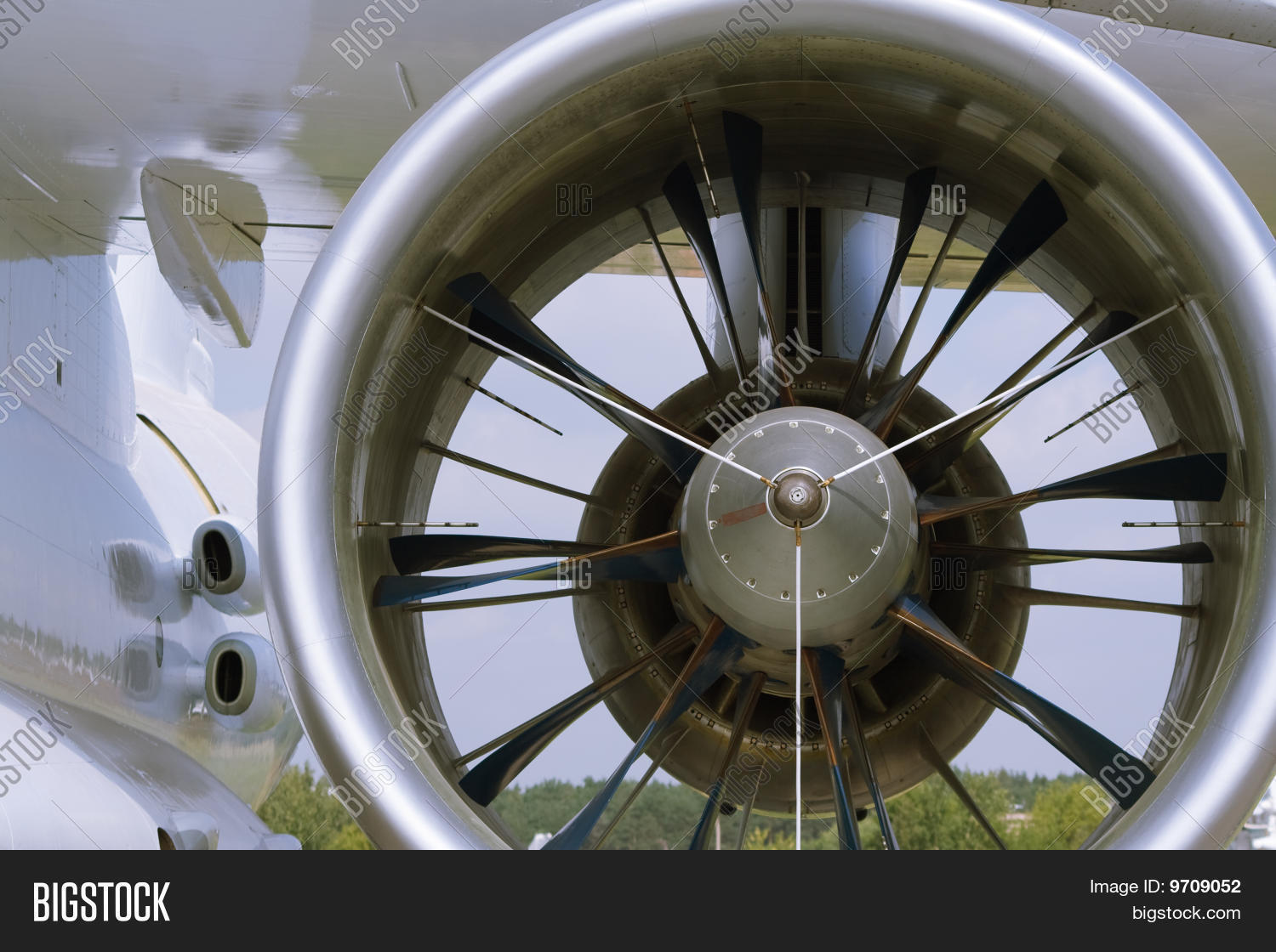 Aircraft Turbo-prop Image & Photo (Free Trial) | Bigstock
