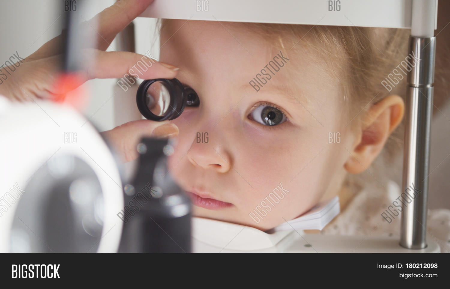 Child's Ophthalmology Image & Photo (Free Trial) | Bigstock
