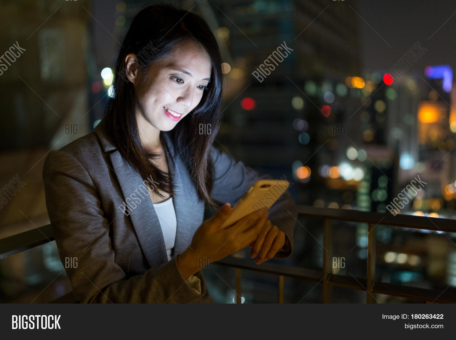 Business Woman Using Image & Photo (Free Trial) | Bigstock