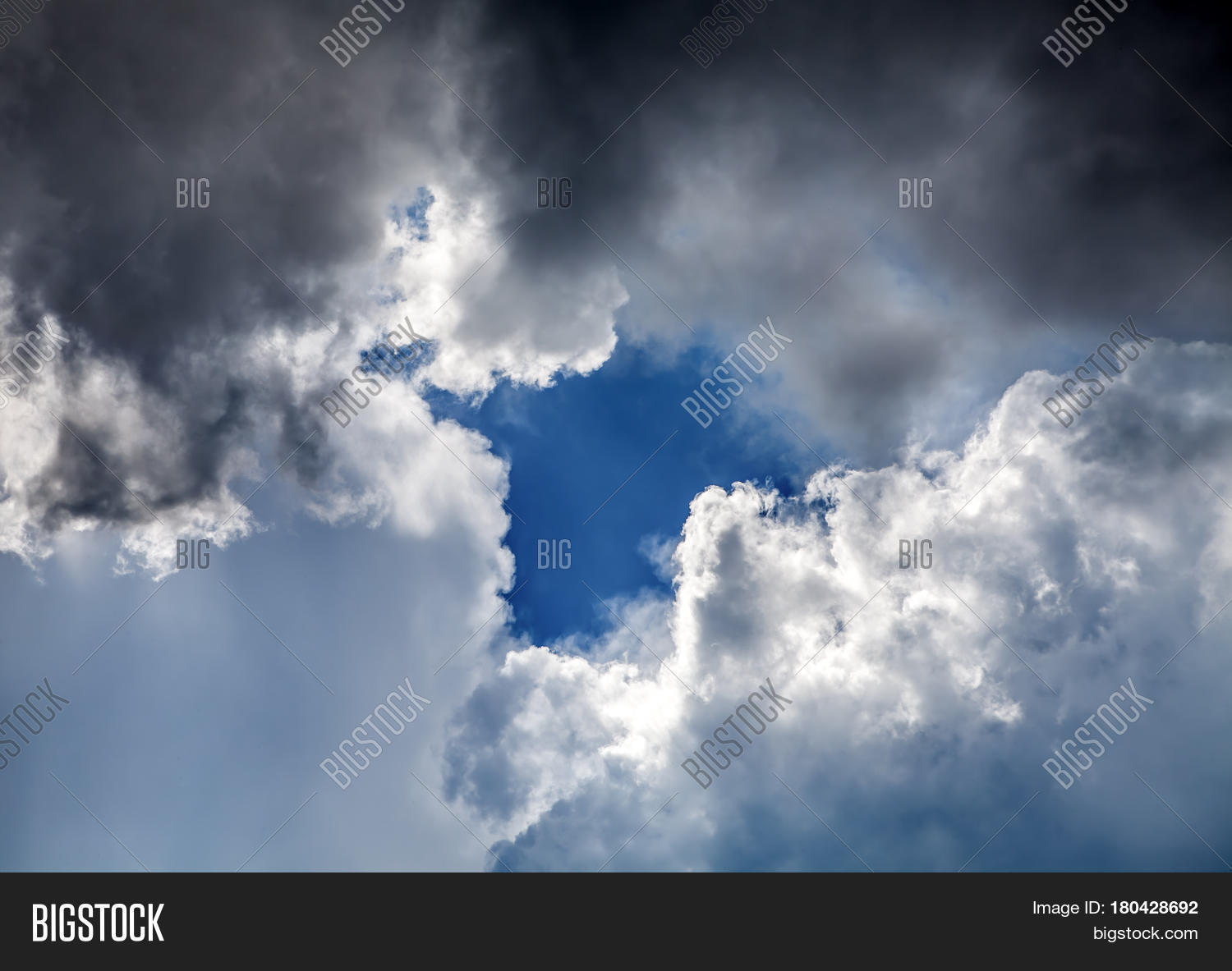 Dramatic Cloudscape Image & Photo (Free Trial) | Bigstock