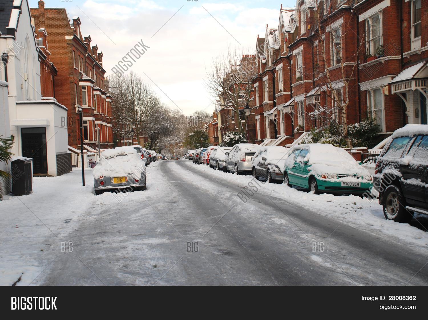 LONDON - JANUARY 7: Image & Photo (Free Trial) | Bigstock