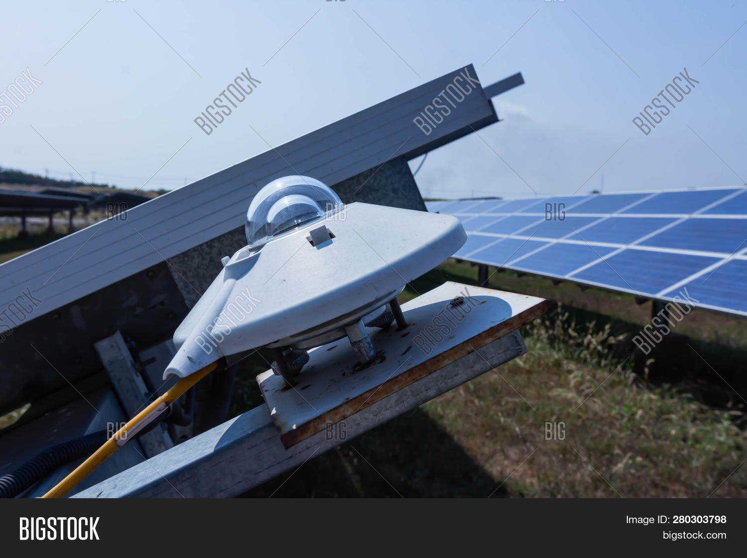 Pyranometer Measuring Image & Photo (Free Trial) | Bigstock