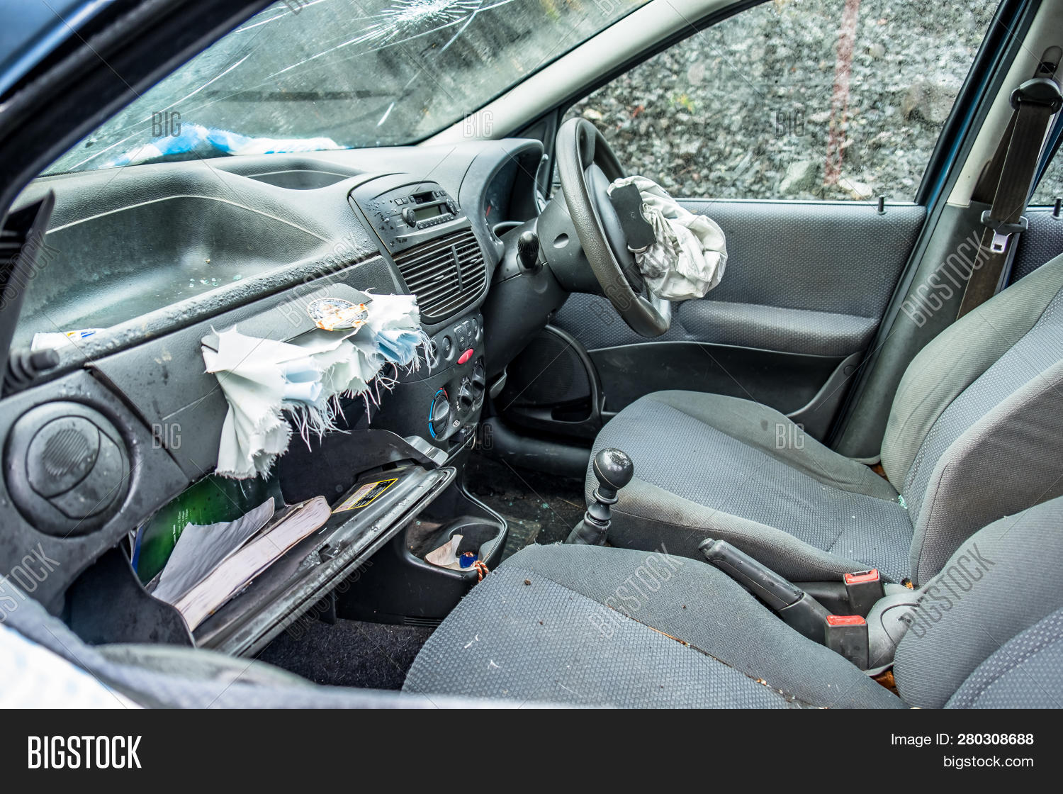 Total Loss Car Image & Photo (Free Trial) | Bigstock