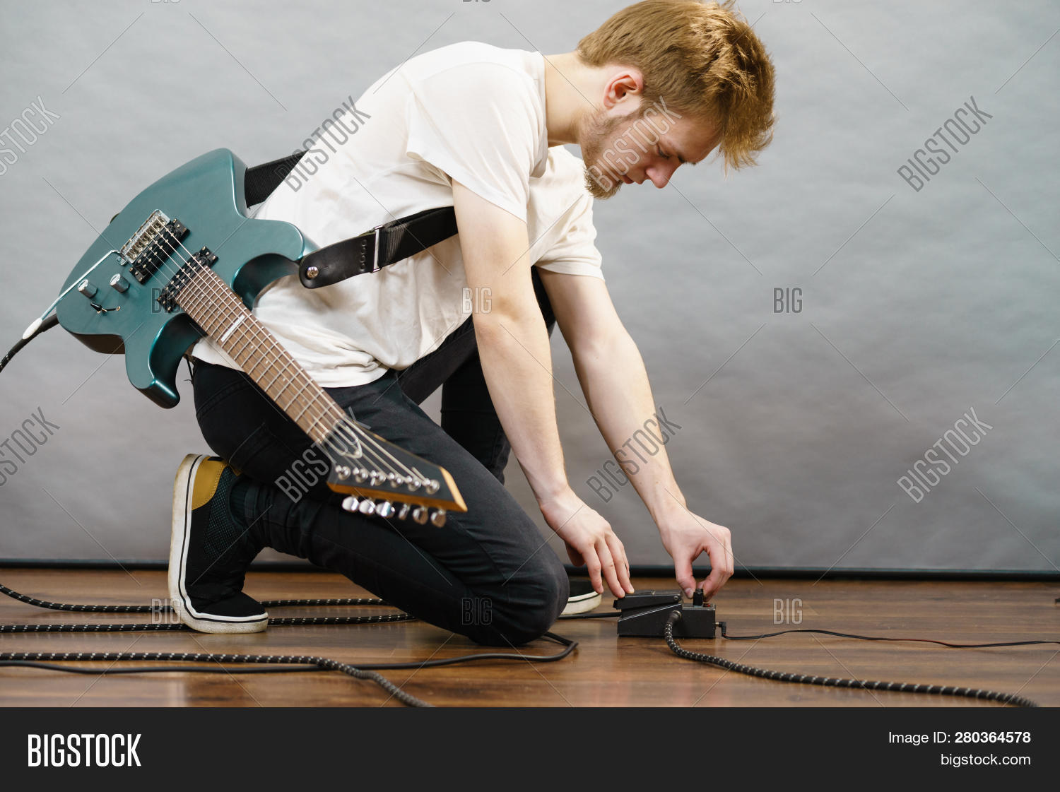 Man Musical Instrument Image & Photo (Free Trial) | Bigstock