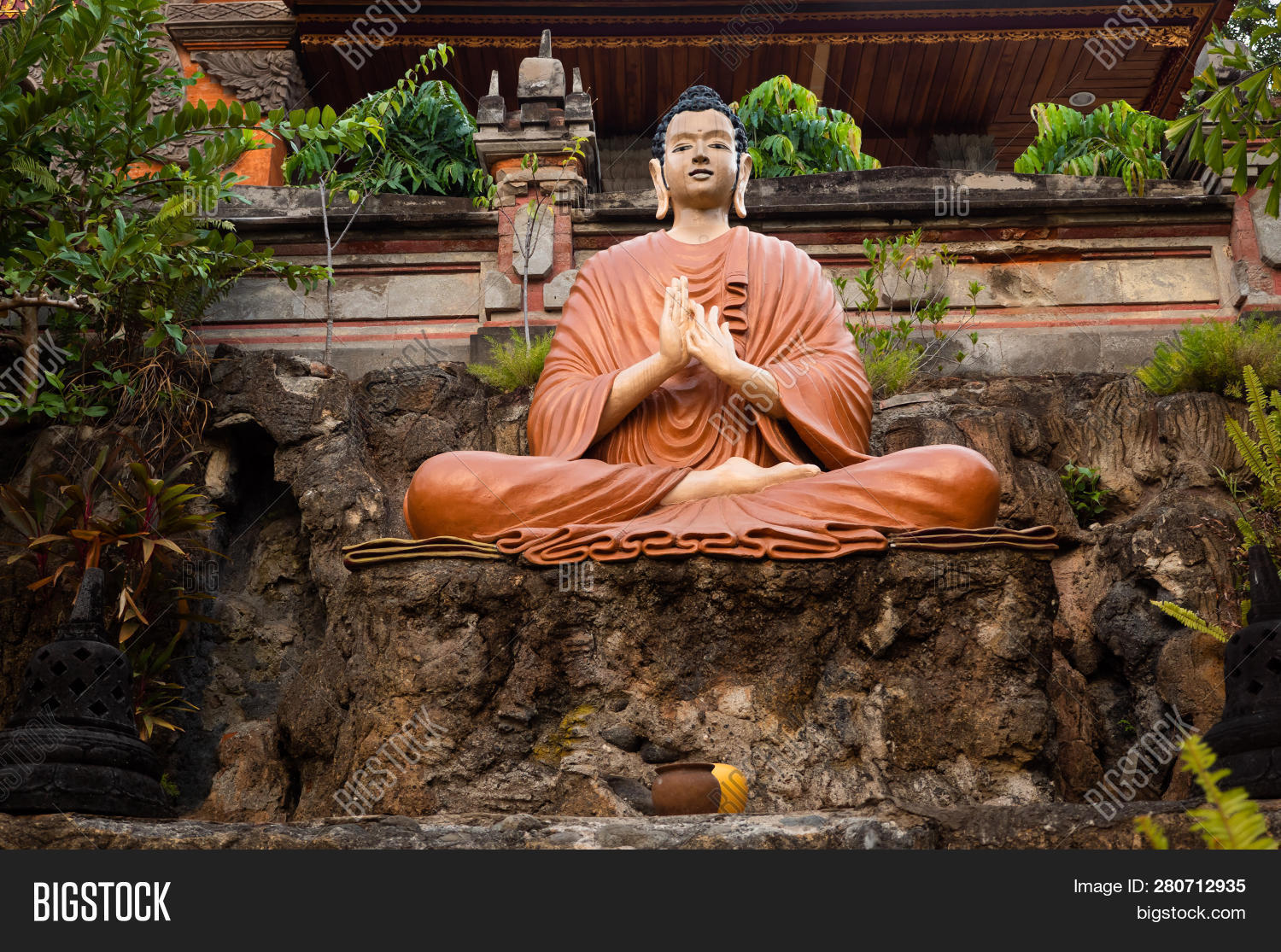 Buddhist Temple Brahma Image & Photo (Free Trial) | Bigstock