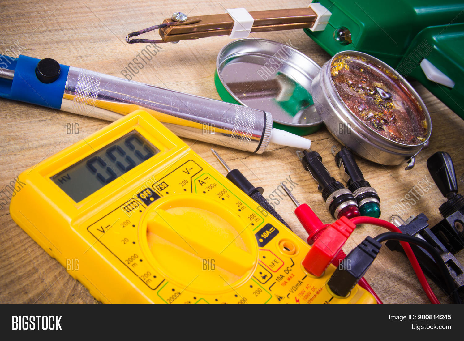 Electric Current Measuring Instrument Hi-res Stock, 55% OFF