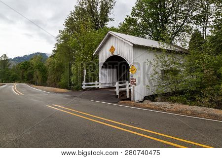 Myrtle Creek, Oregon Image & Photo (Free Trial) | Bigstock