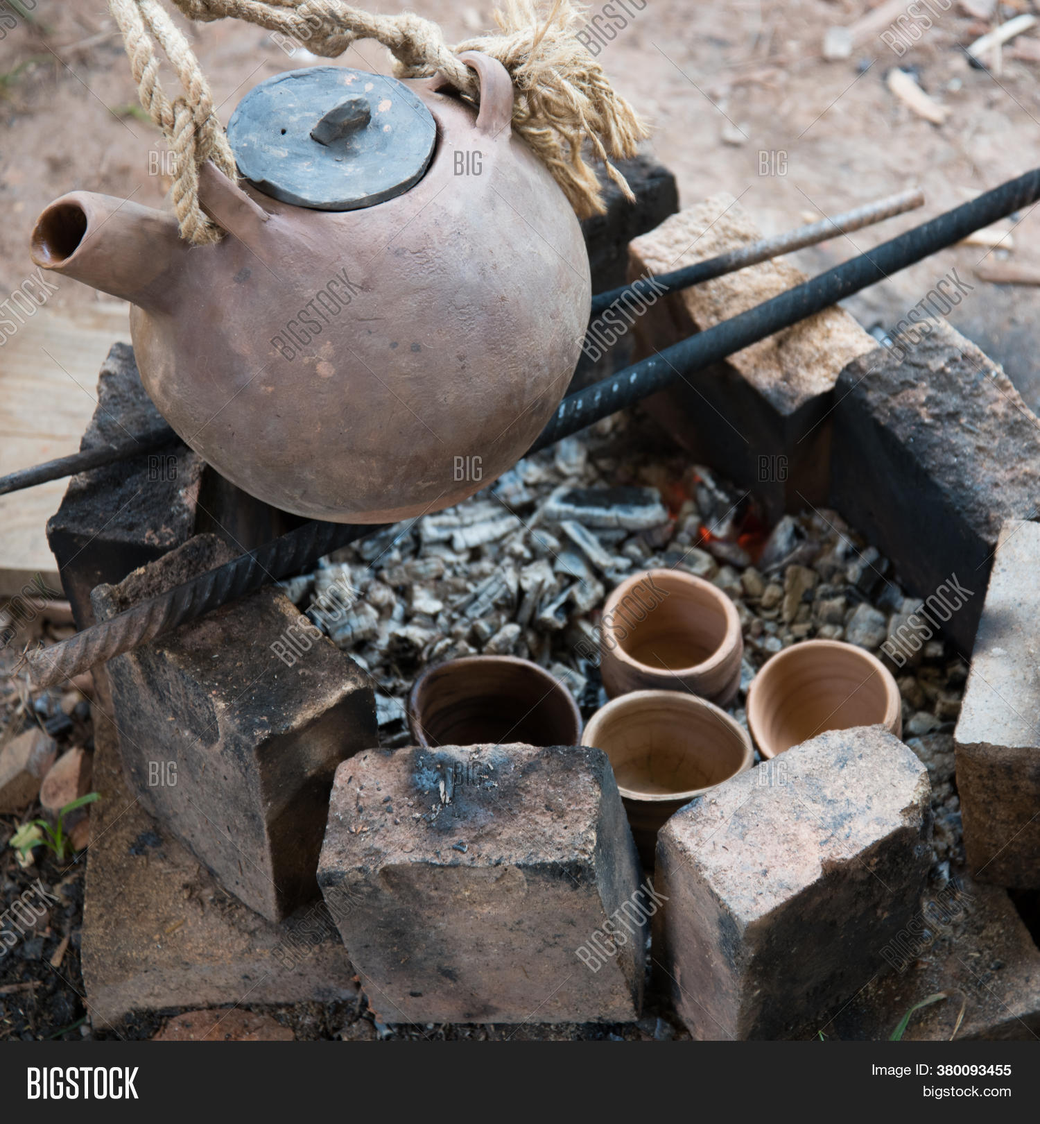 Steaming Teapot Tea Image & Photo (Free Trial) | Bigstock