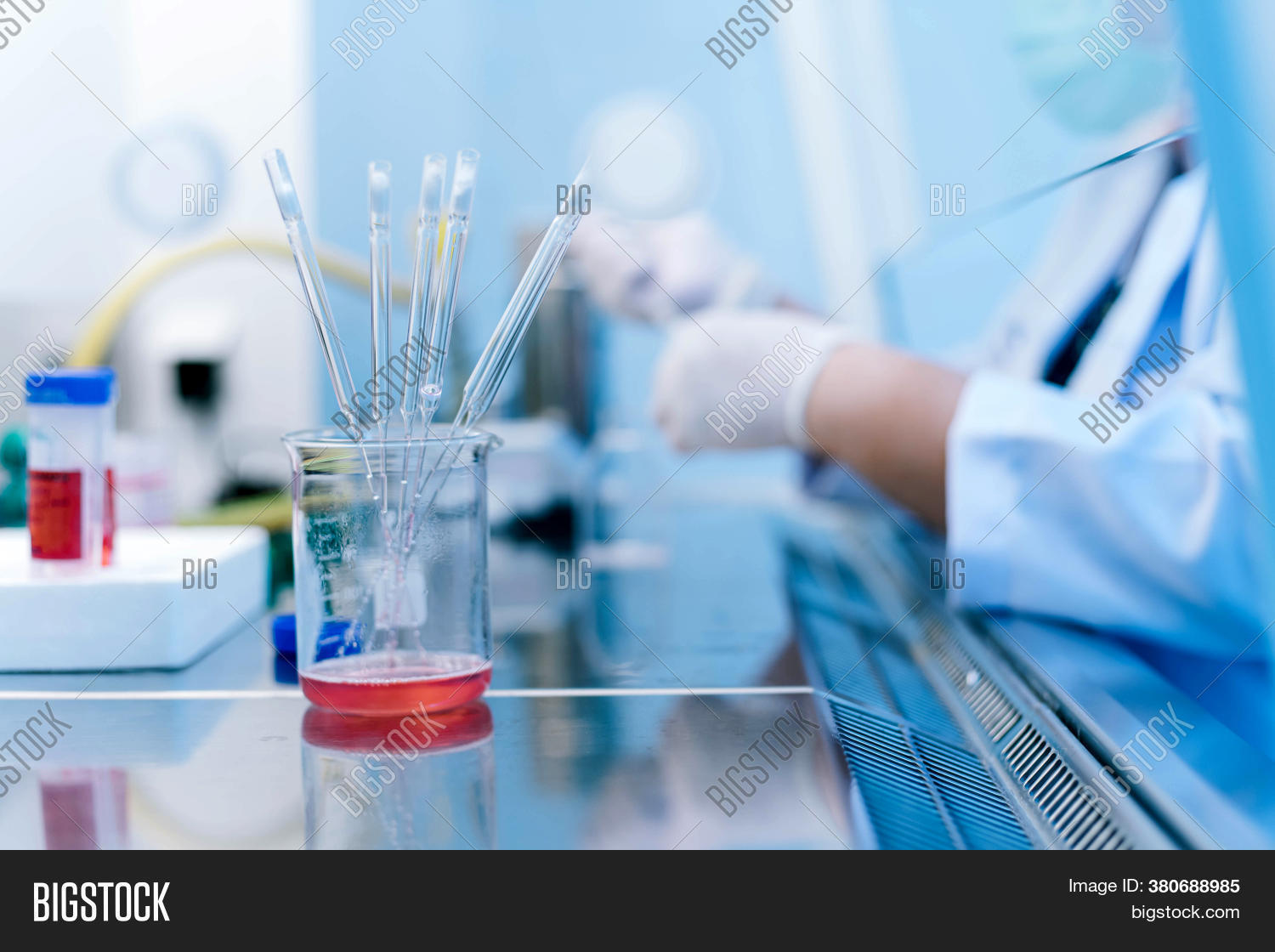 Dropper Pipette Beaker Image & Photo (Free Trial) | Bigstock