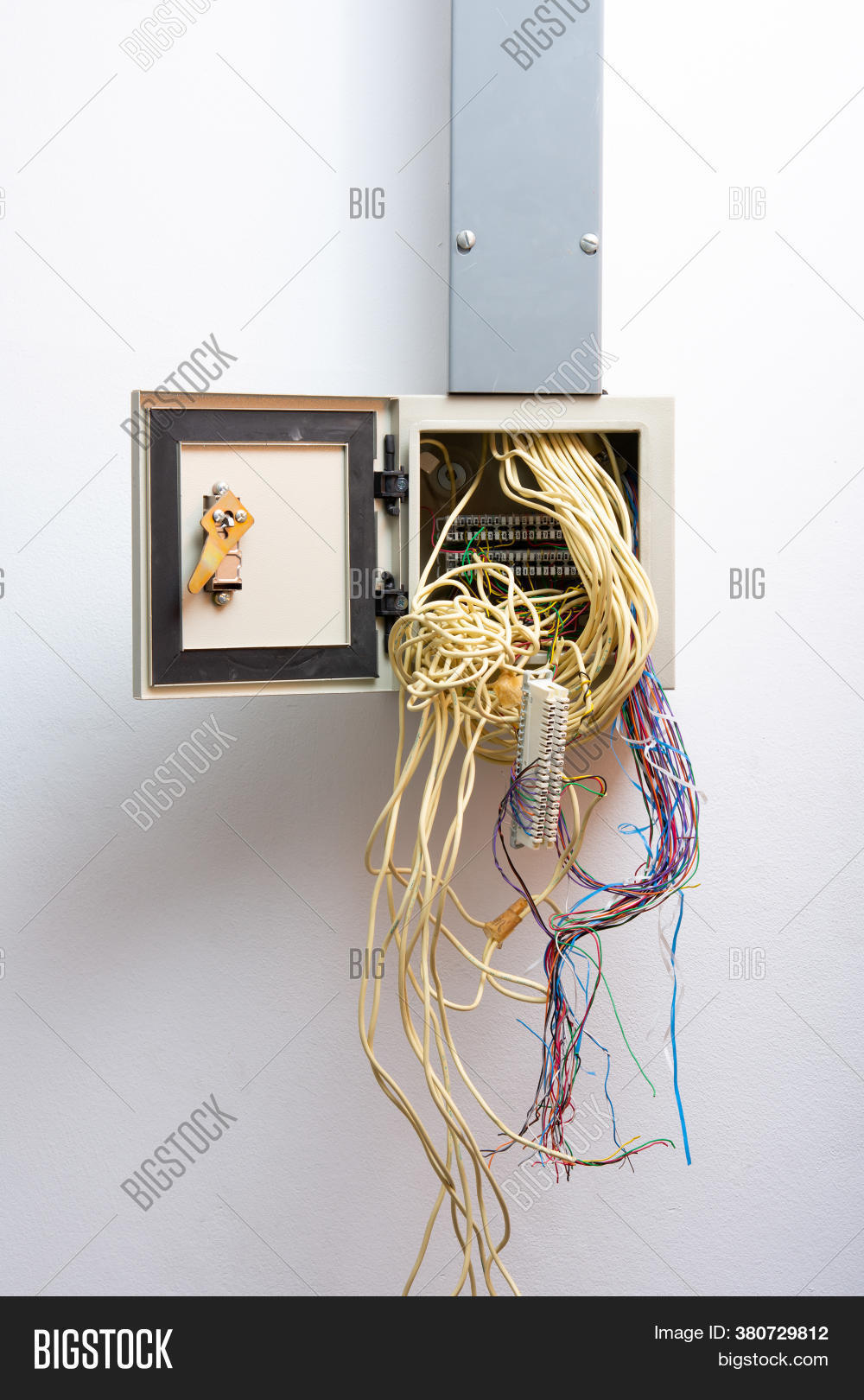 Telephone Switchboard Image & Photo (Free Trial) | Bigstock