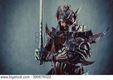Powerful Knight 图片和照片（免费试用） | Bigstock