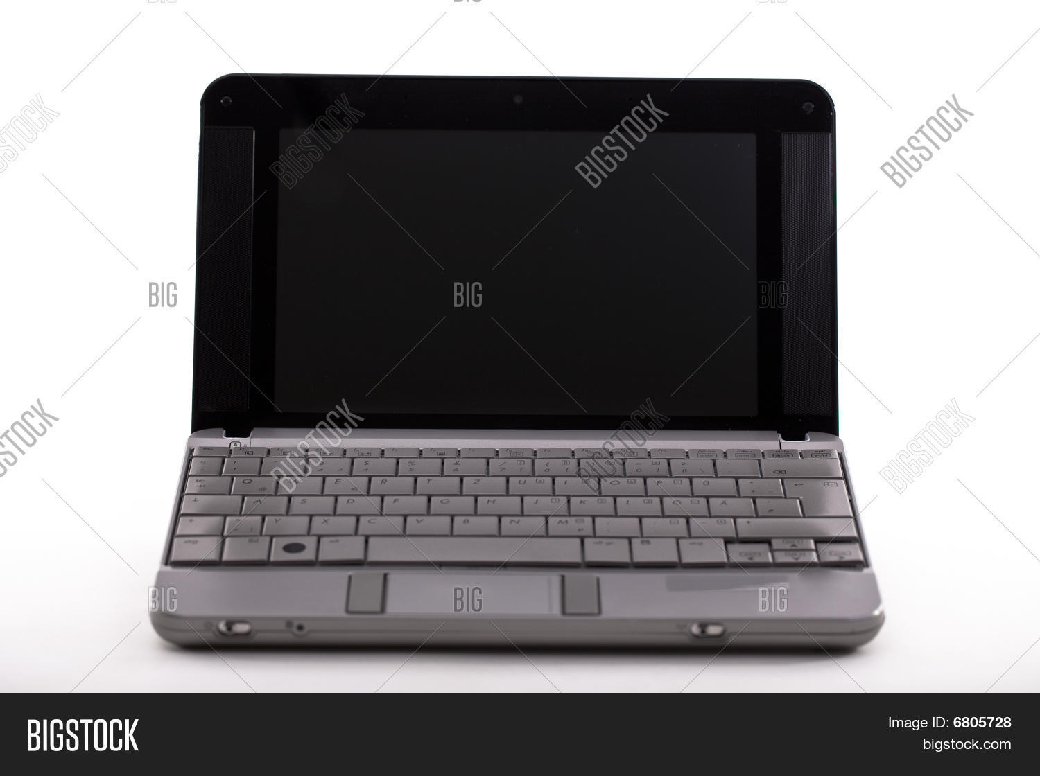 Netbook Image & Photo (Free Trial) | Bigstock