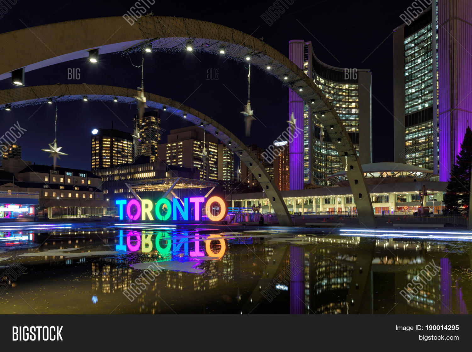 Toronto City Hall Image & Photo (Free Trial) | Bigstock