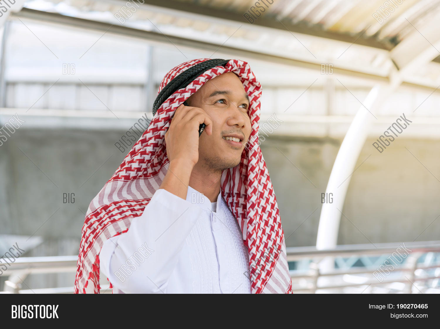 Arab Saudi Businessman Image & Photo (Free Trial) | Bigstock