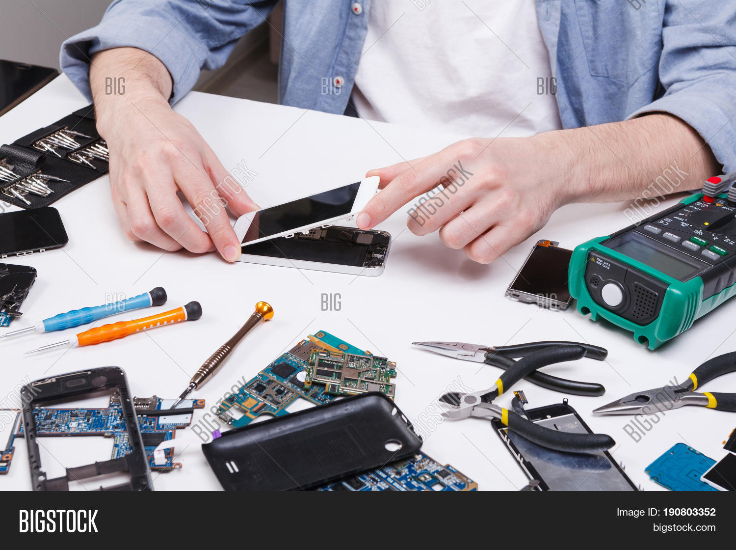 Repairman Image & Photo (Free Trial) | Bigstock