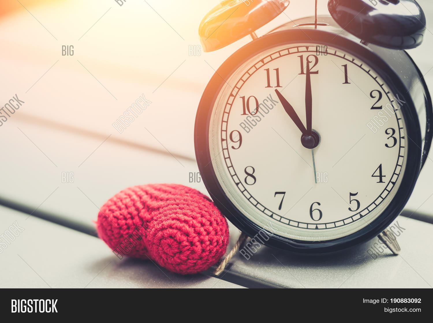 11 O'clock Retro Image & Photo (Free Trial) | Bigstock