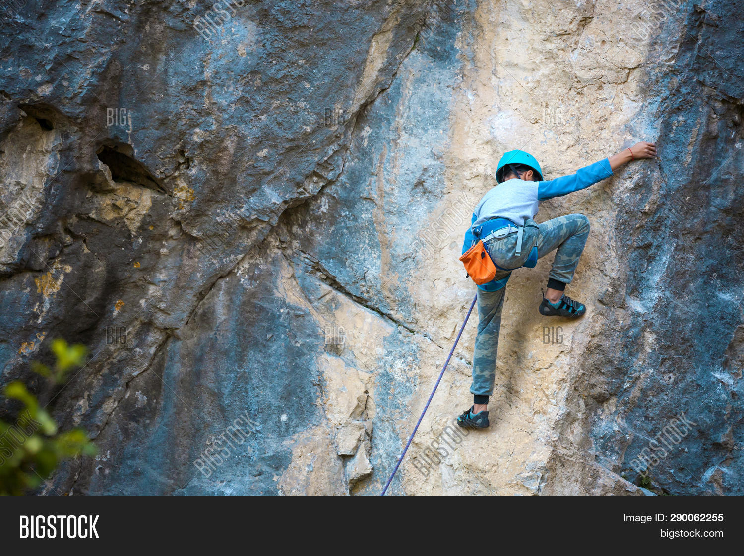 Child Climber Climbs Image & Photo (Free Trial) | Bigstock