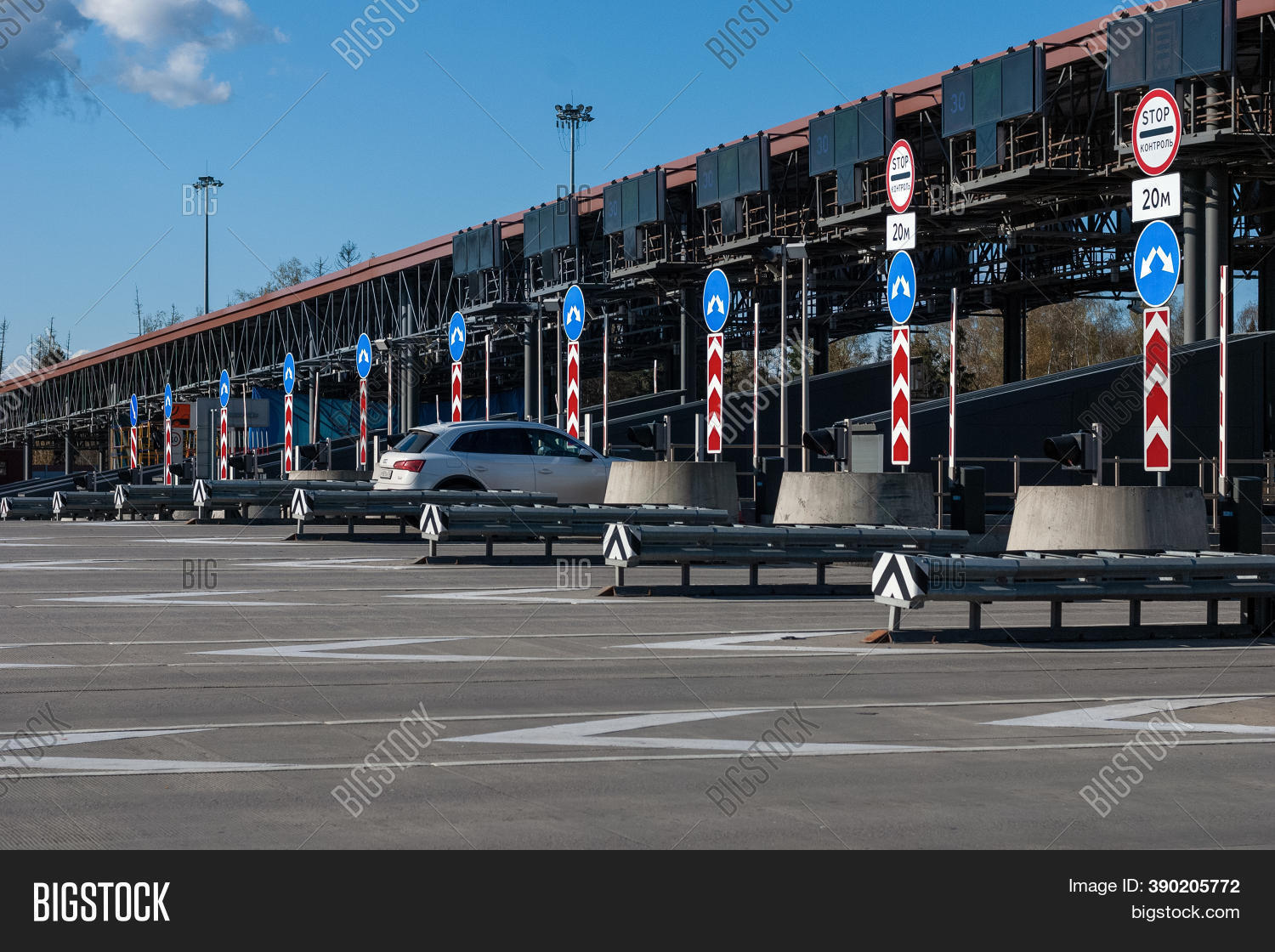 Car Entering Toll Road Image & Photo (Free Trial) | Bigstock