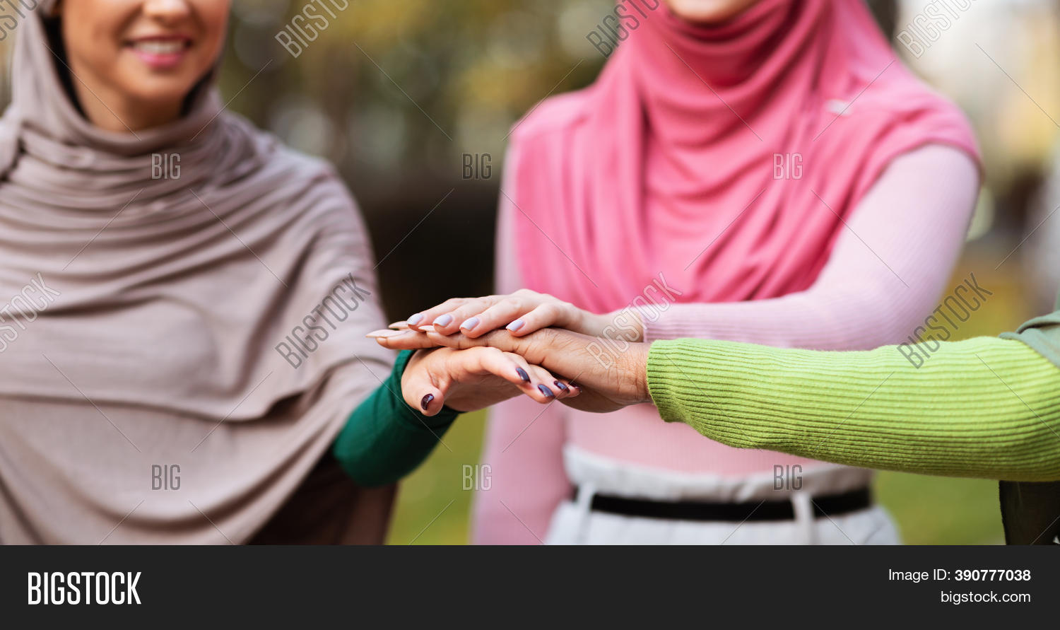United Muslim Women Image & Photo (Free Trial) | Bigstock