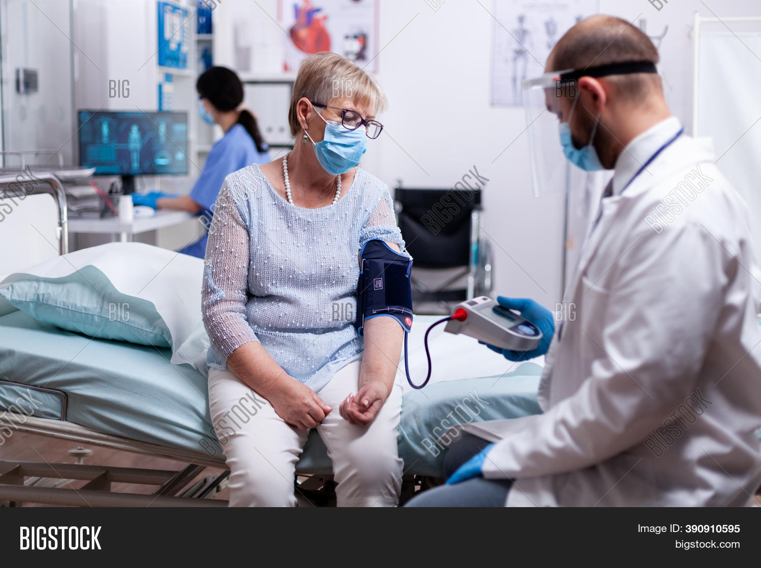 Doctor Face Mask Image & Photo (Free Trial) | Bigstock