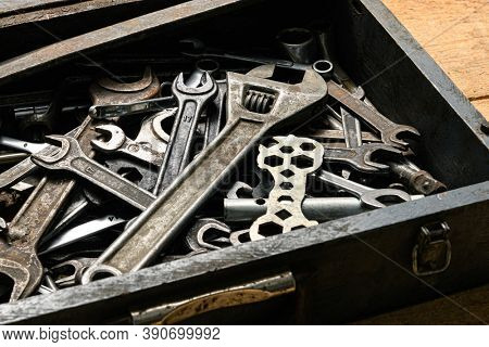Set Old Wrenches Image & Photo (Free Trial) | Bigstock