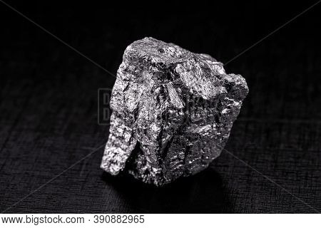 Palladium Chemical Image & Photo (Free Trial) | Bigstock
