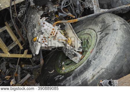 Plane Wreckage, Parts Image & Photo (Free Trial) | Bigstock