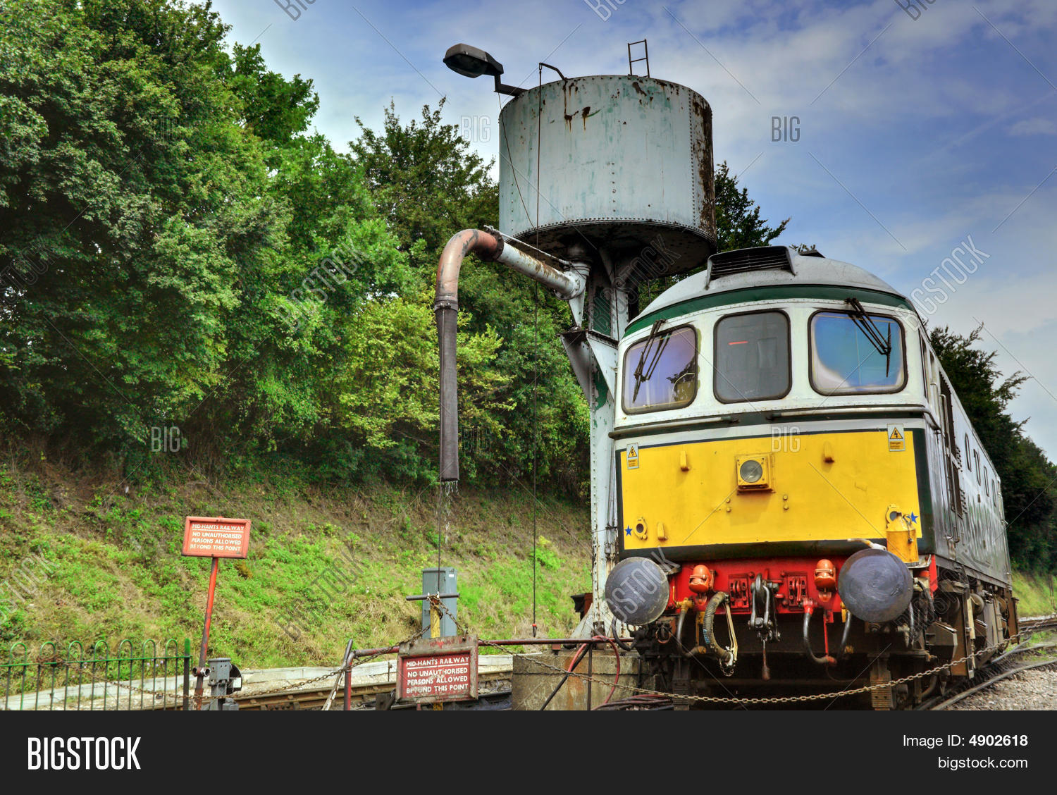 Diesel Train Engine Image & Photo (Free Trial) | Bigstock