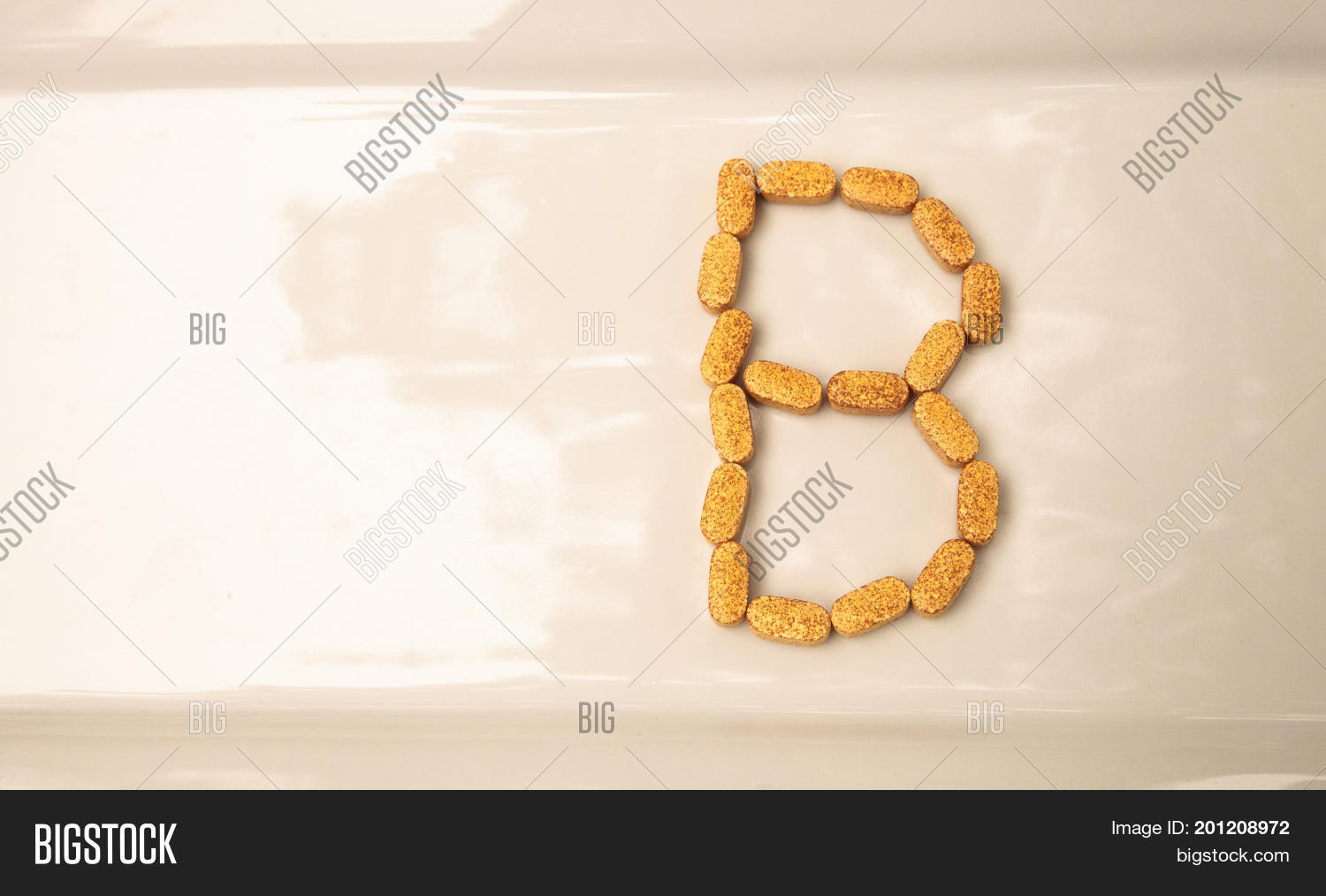 Gold Gel Capsule Image & Photo (Free Trial) | Bigstock
