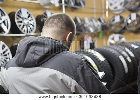 Manager Sale Tires Image & Photo (Free Trial) | Bigstock