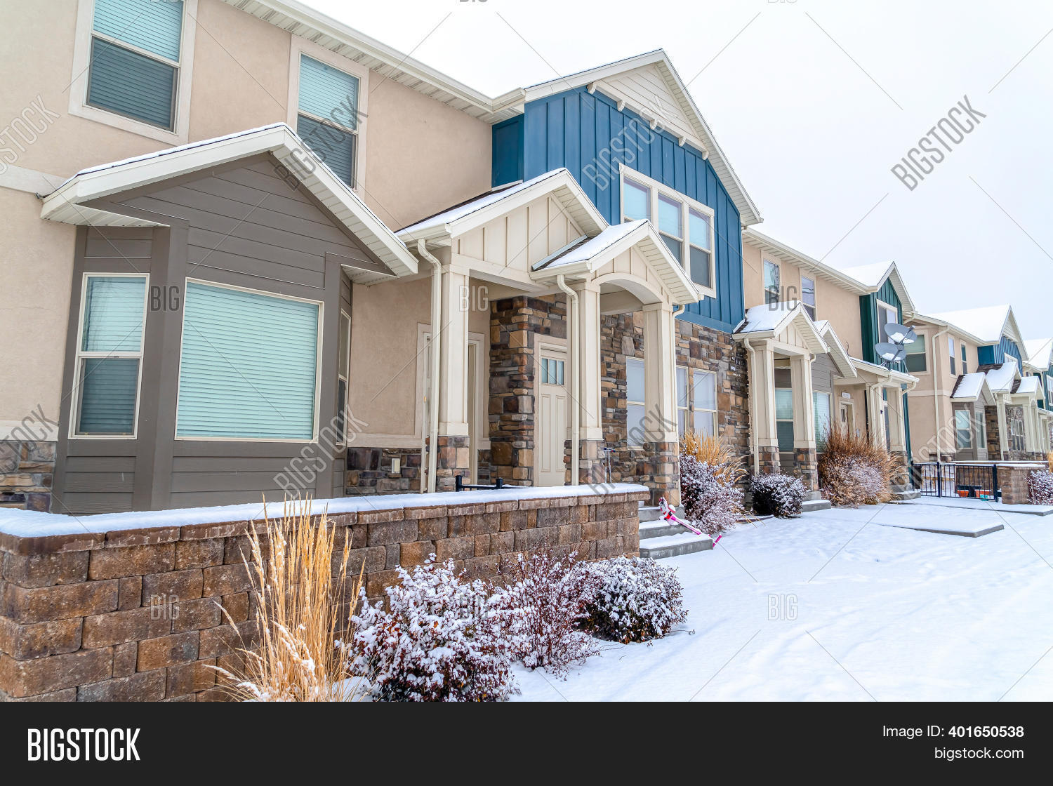 Two Storey Homes Bay Image & Photo (Free Trial) | Bigstock