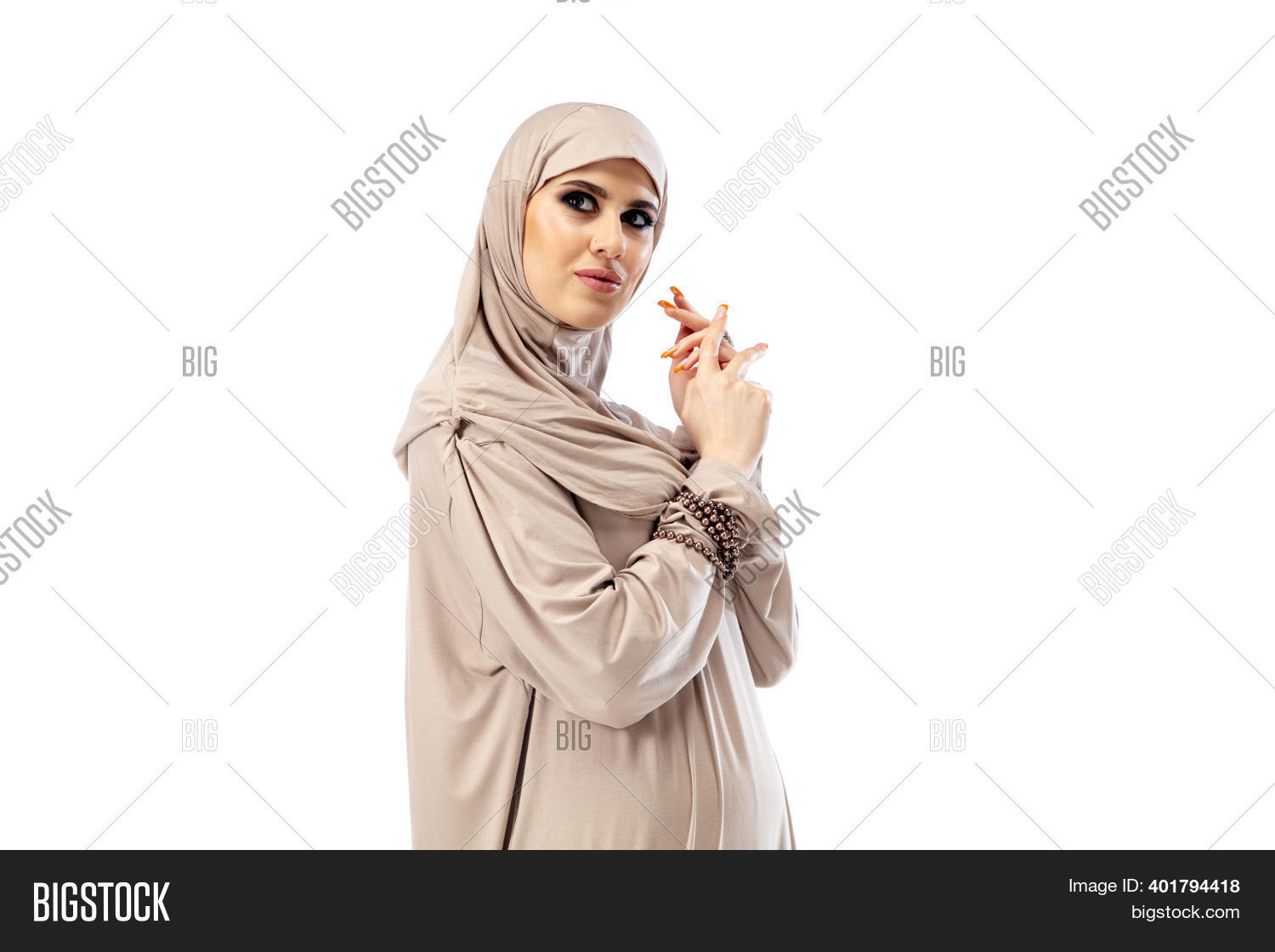 Mystic. Beautiful Arab Image & Photo (Free Trial) | Bigstock