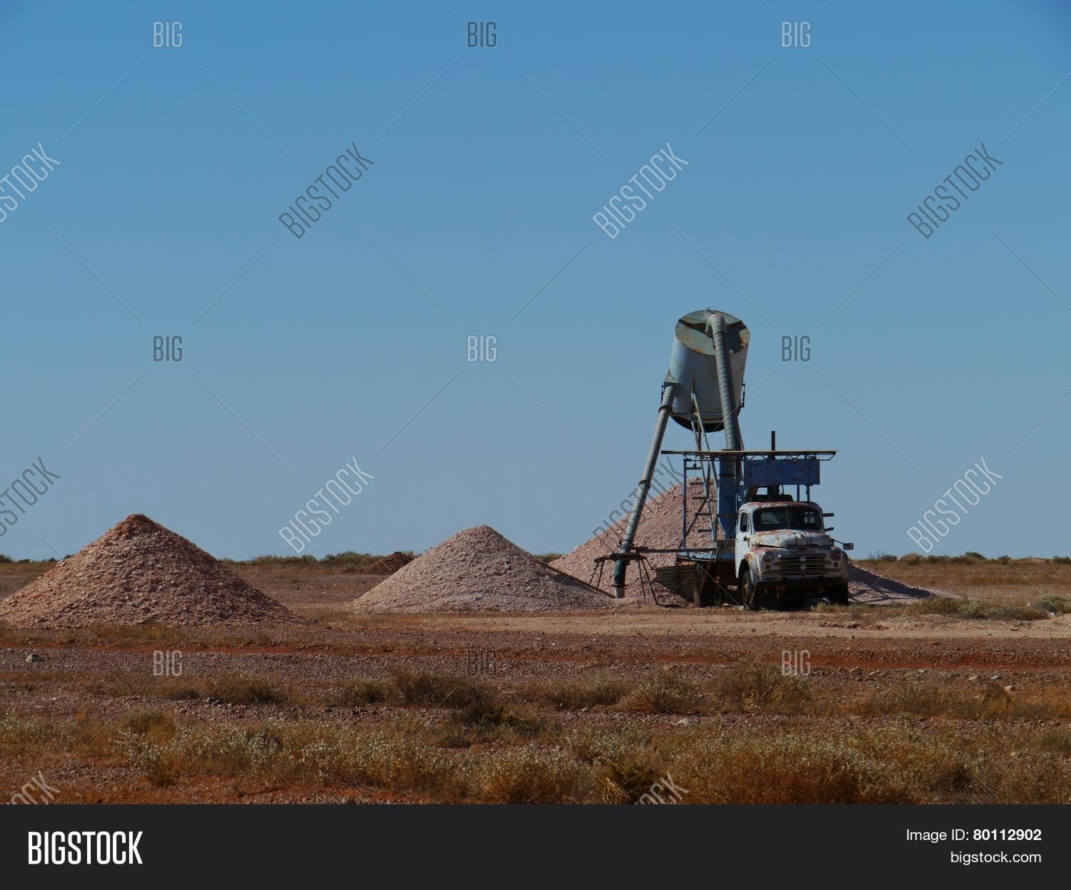 Australian Mine Pit Image & Photo (Free Trial) | Bigstock