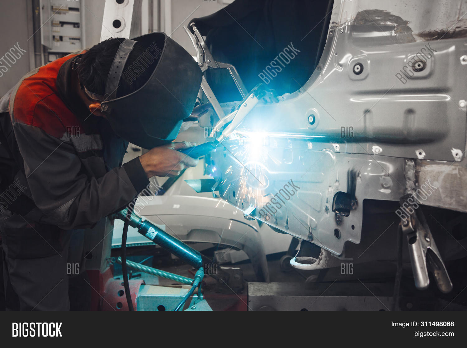 Metal Working Car Body Image & Photo (Free Trial) | Bigstock