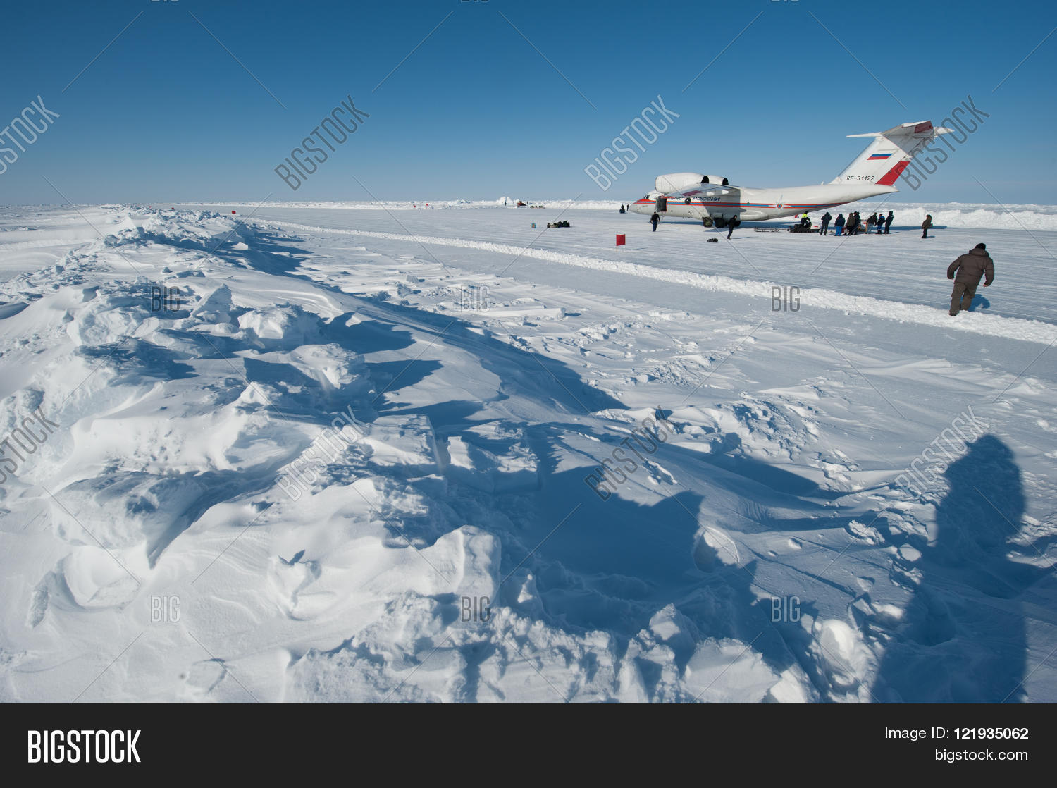 Drifting Ice Floe Image & Photo (Free Trial) | Bigstock