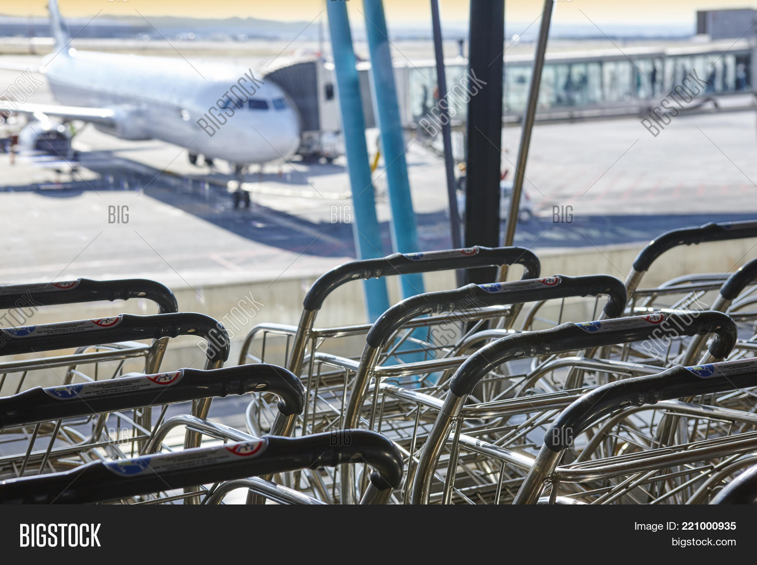 Trolleys International Image & Photo (Free Trial) | Bigstock