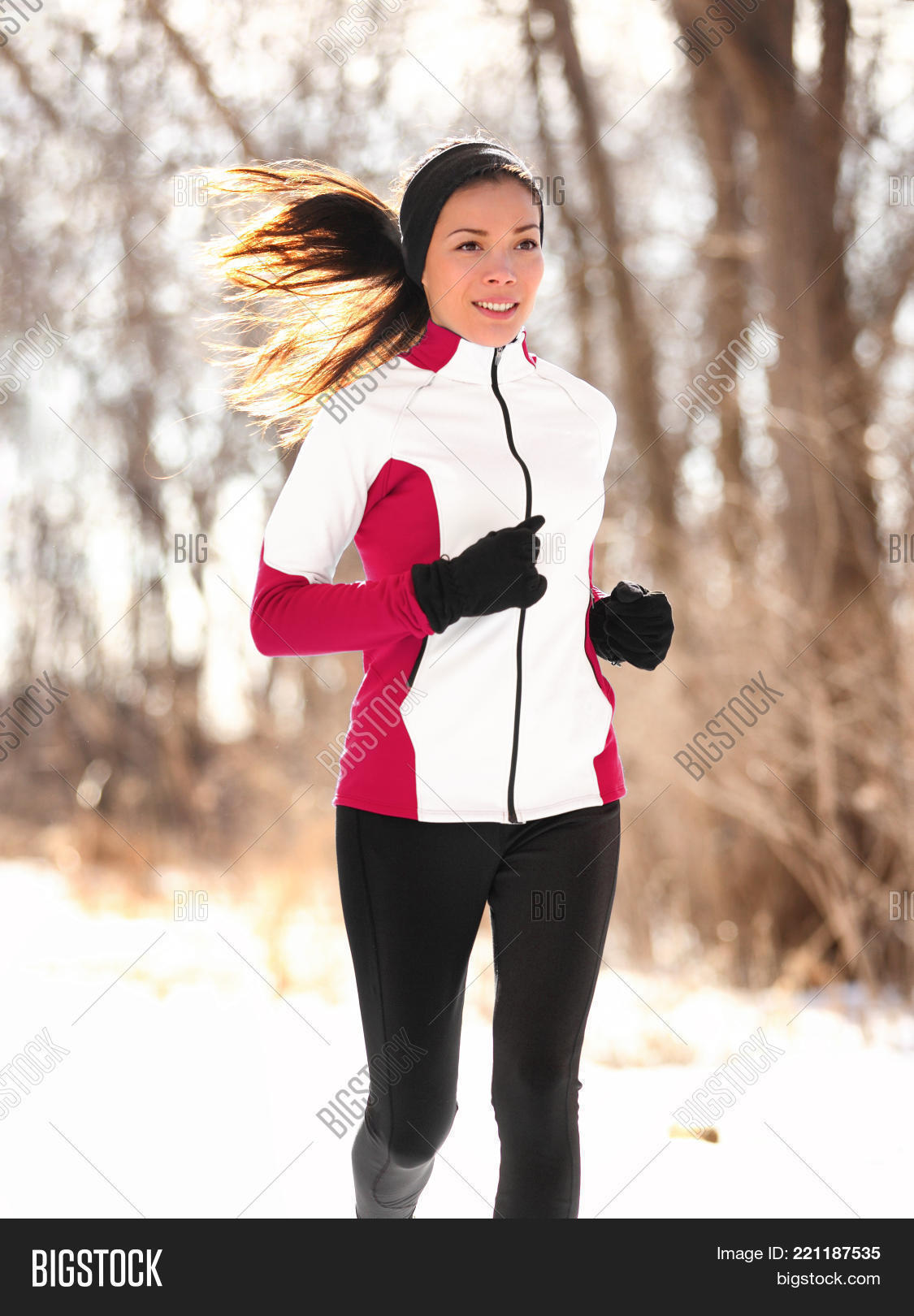 Winter Runner Woman Image & Photo (Free Trial) | Bigstock