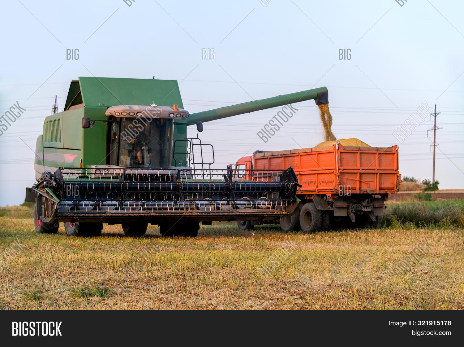 Harvester Combine Image & Photo (Free Trial) | Bigstock