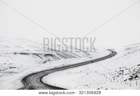 Uphill Curve Road Side Image & Photo (Free Trial) | Bigstock