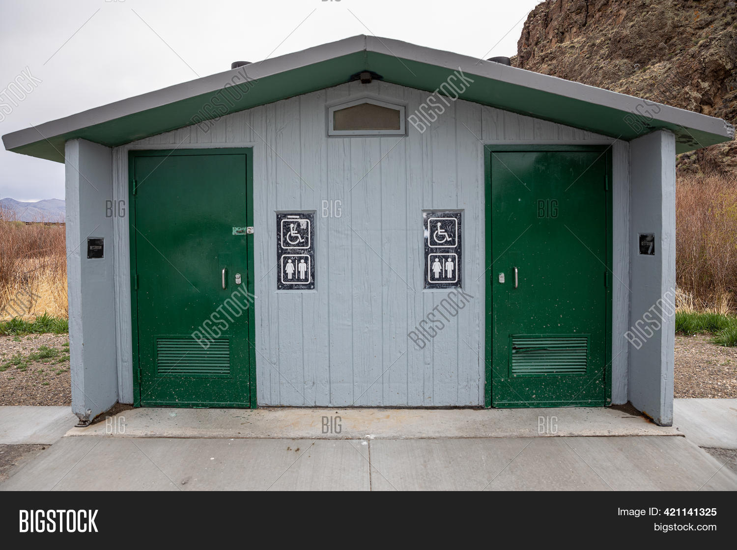Restroom Travel Rest Image & Photo (Free Trial) | Bigstock